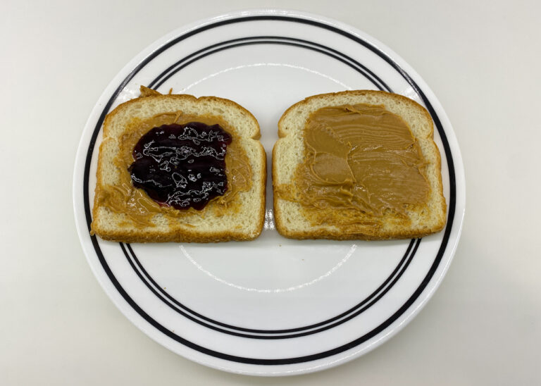 Sandwich Crust Cutter – The Neverending Projects List